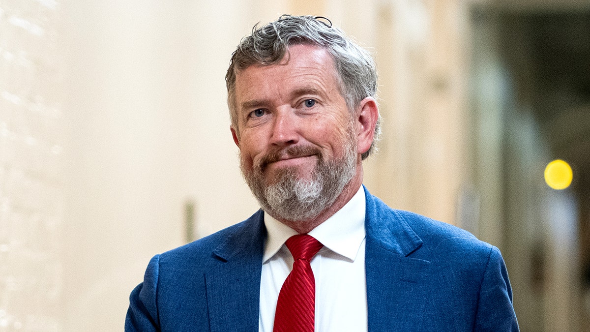 Epstein affair heating up again under pressure from Rep. Thomas Massie ...